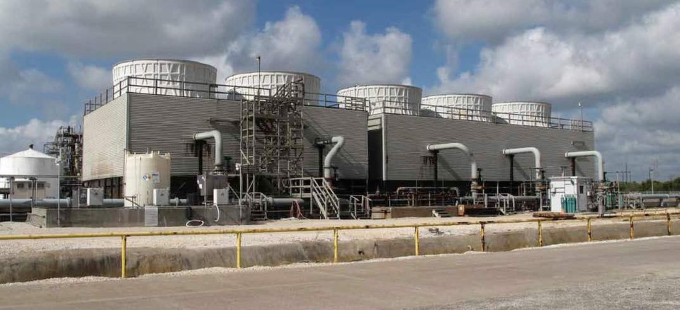 What is Cooling tower in refinery plant – AMARINE